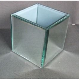 10 x 10 x 10cm Bevelled Square Mirror Vase